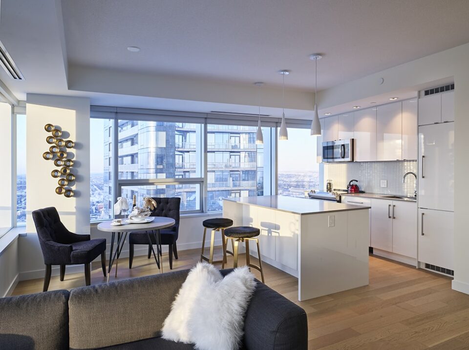 SKY Signature Suites - Intelligence House.