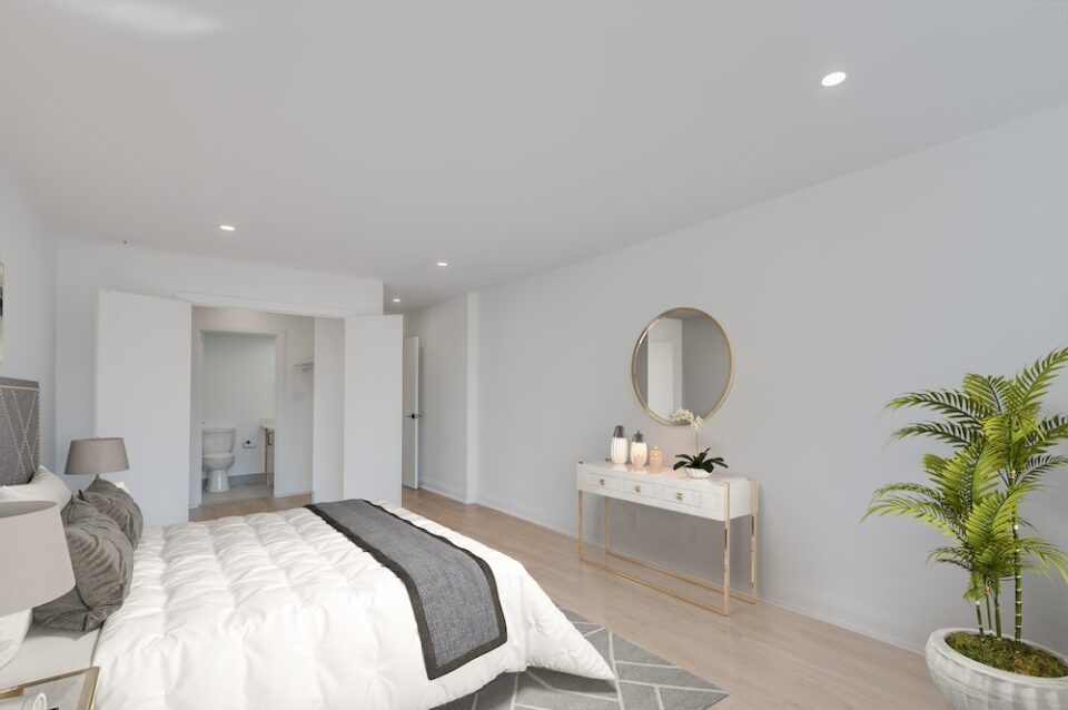 44 Charles West - Intelligence House